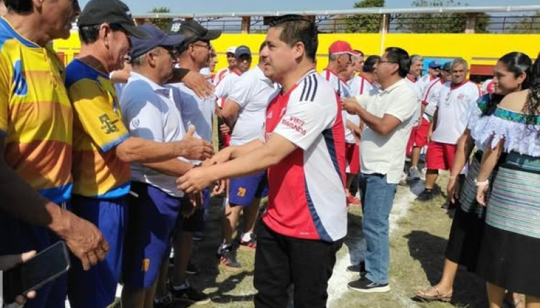 En Chilón se vive la emoción del deporte - Diario de Palenque